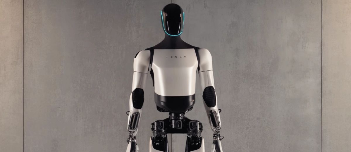 Optimus Robot Unveiled by Tesla: The Future of Human Tasks